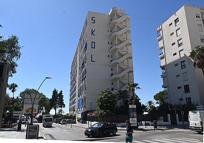 El edificio Skol cumple sesenta años de modernidad en Marbella | Diario Sur